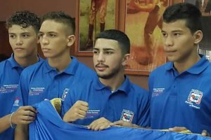 Abanderan a selección juvenil de boxeo para compromiso continental en ...