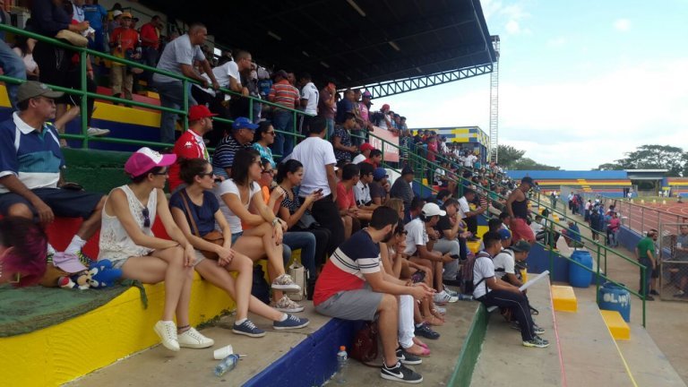 Deportistas inician pruebas de Atletismos en el IND : Viva Nicaragua ...