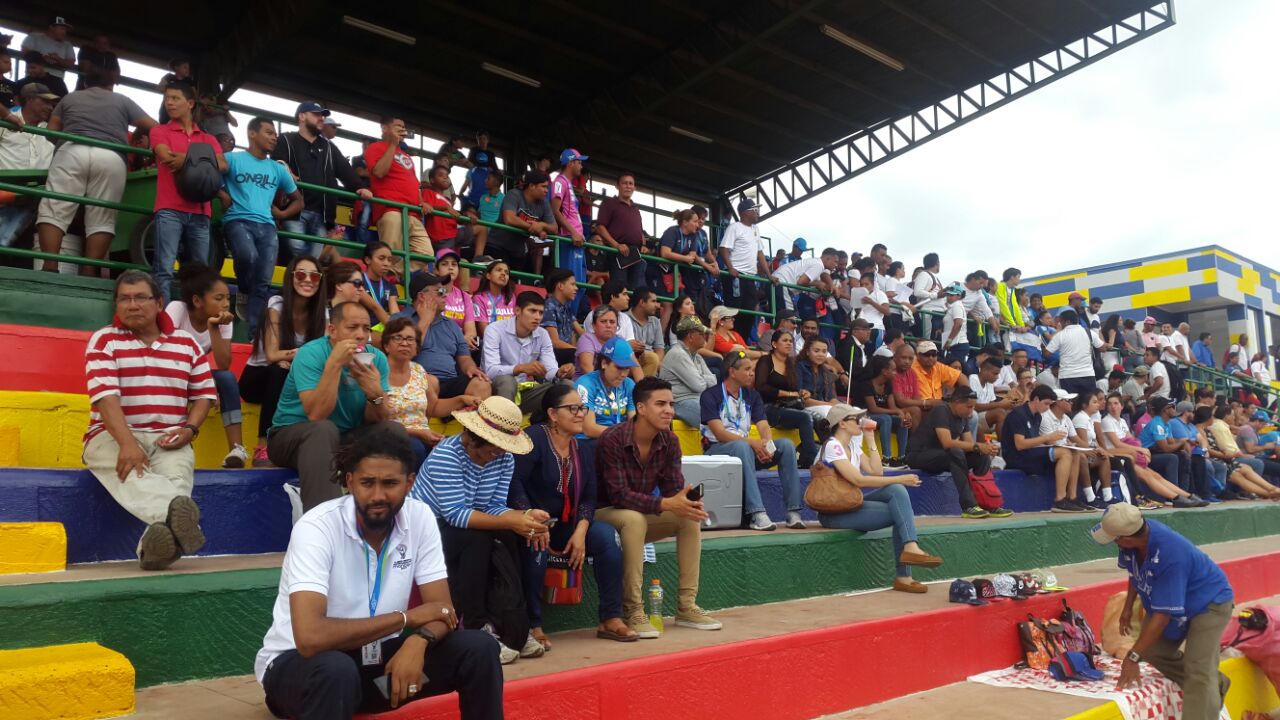 Deportistas inician pruebas de Atletismos en el IND : Viva Nicaragua ...