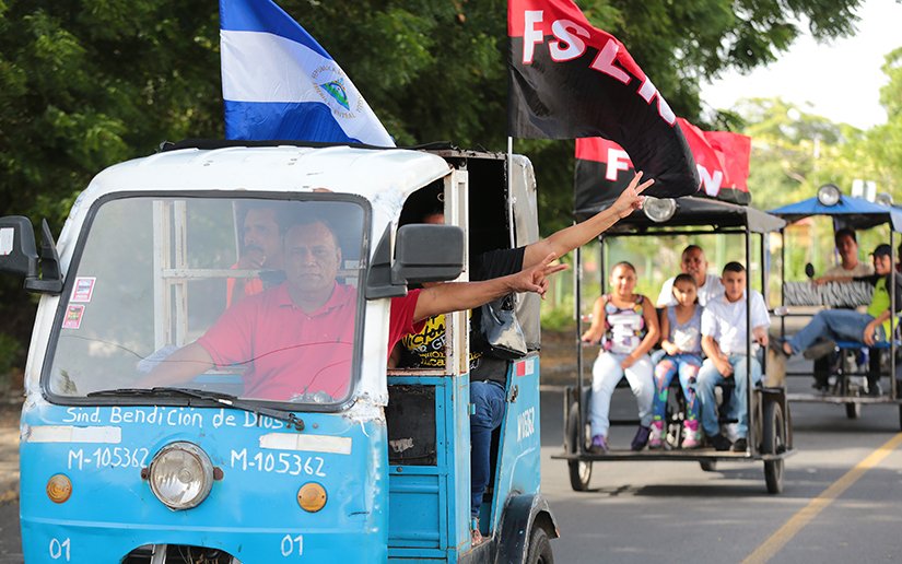 Caponeras recorren Managua en saludo al 39 aniversario de la Revolución ...