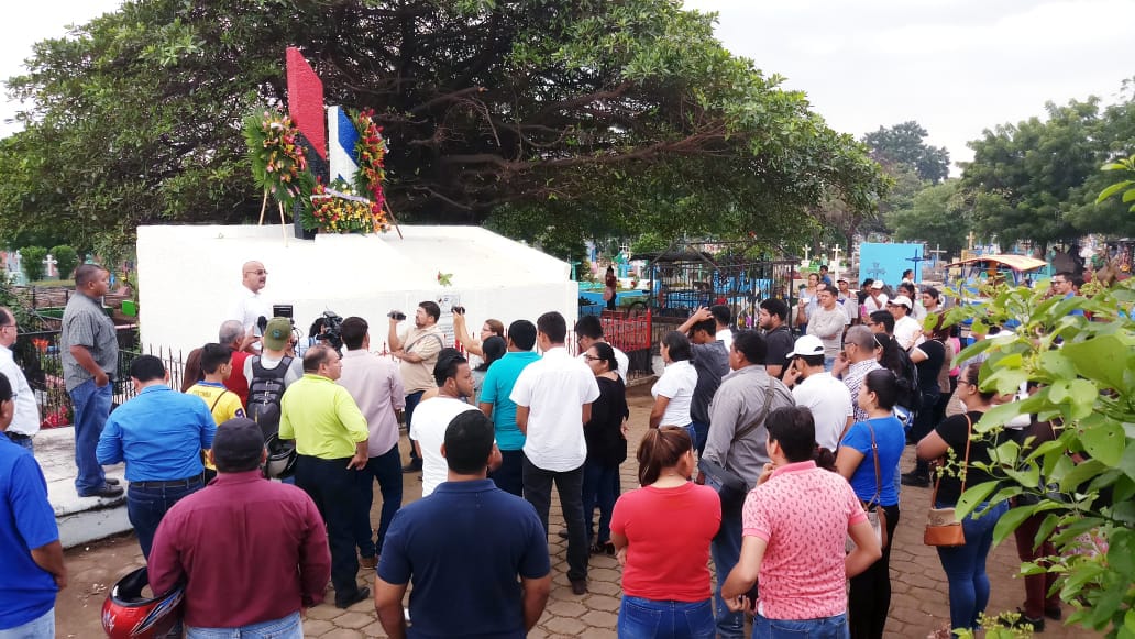 Chinandeganos rindieron homenaje a los héroes y mártires que dieron su ...