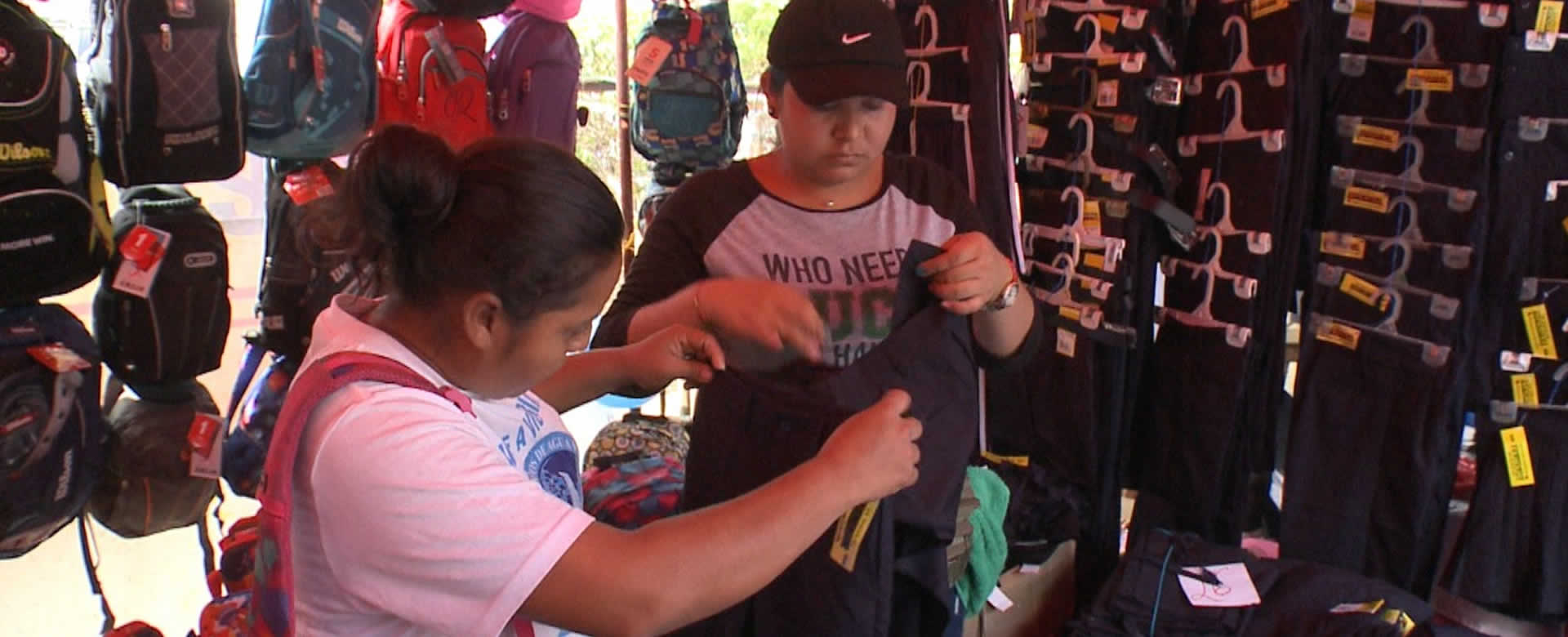 Aprovecha las ofertas de la Feria Escolar en el Mercado Iván Montenegro