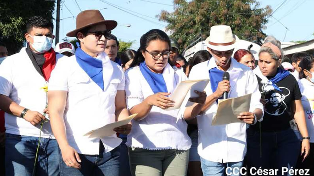 Juventud nicaragüense rinde homenaje al poeta y guerrillero Leonel Rugama
