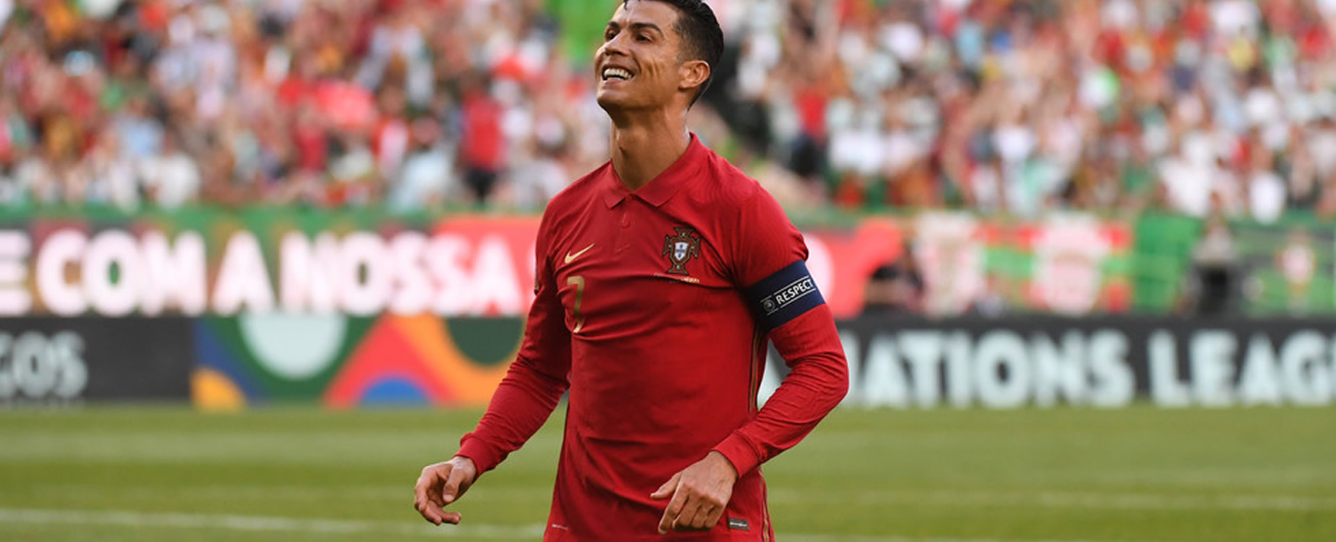 Club árabe ofrece 300 millones de euros a Cristiano Ronaldo Club árabe ofrece 300 millones de euros a Cristiano Ronaldo