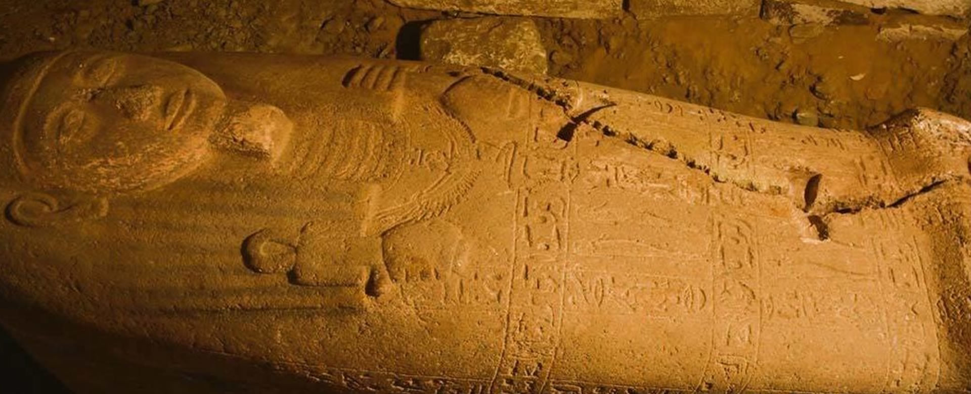 Egipto: descubren sarcófago perteneciente a un alto funcionario de ...