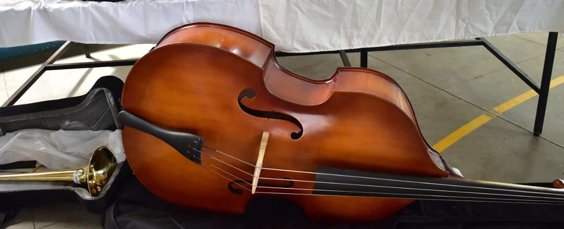 República Popular de China entrega instrumentos musicales a comunidad ...