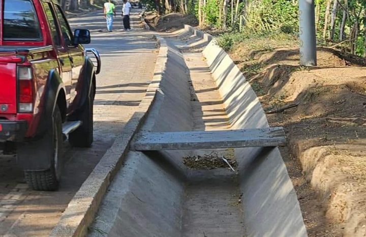 Carazo: inauguran canaleta para evacuación de aguas pluviales en el Rosario