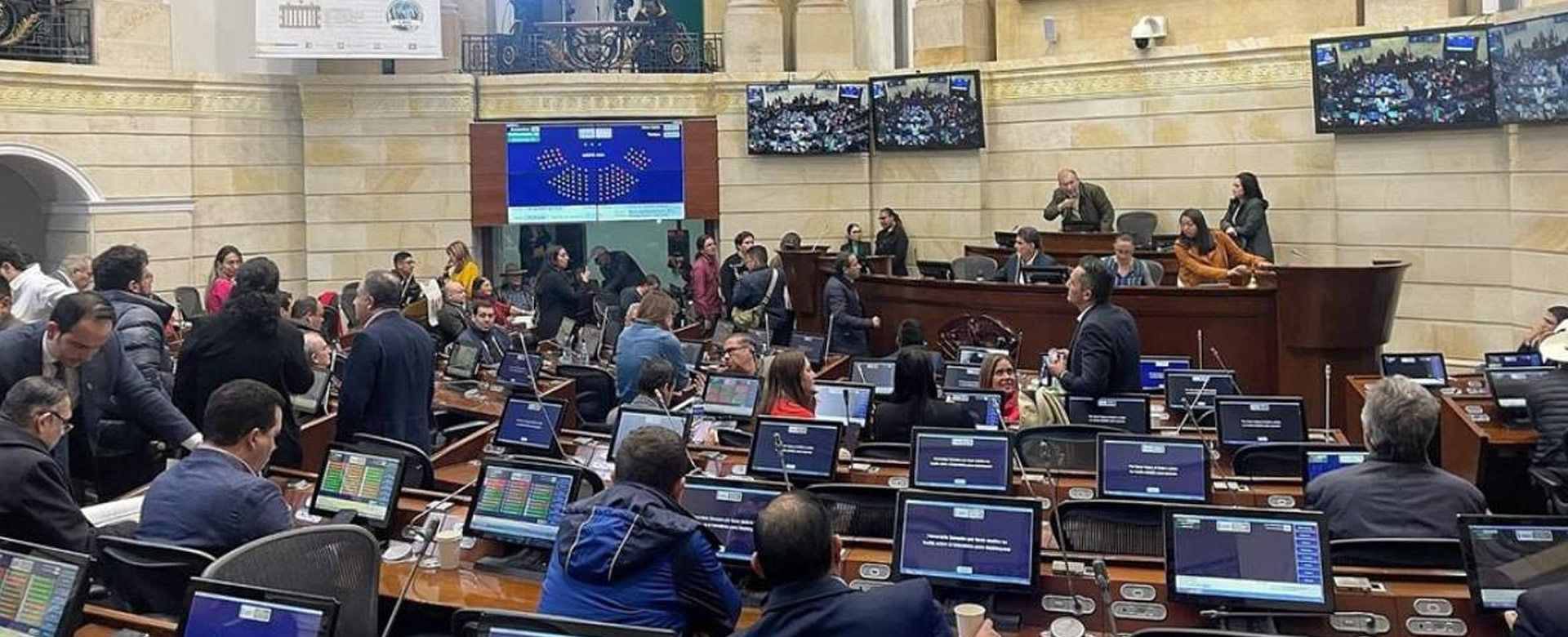 Congreso De Colombia Aprueba Plan Nacional De Desarrollo