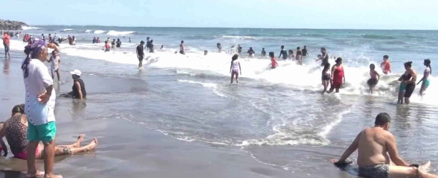 Playa Paso Caballo, una buena opción familiar para vacaciones de fin de año