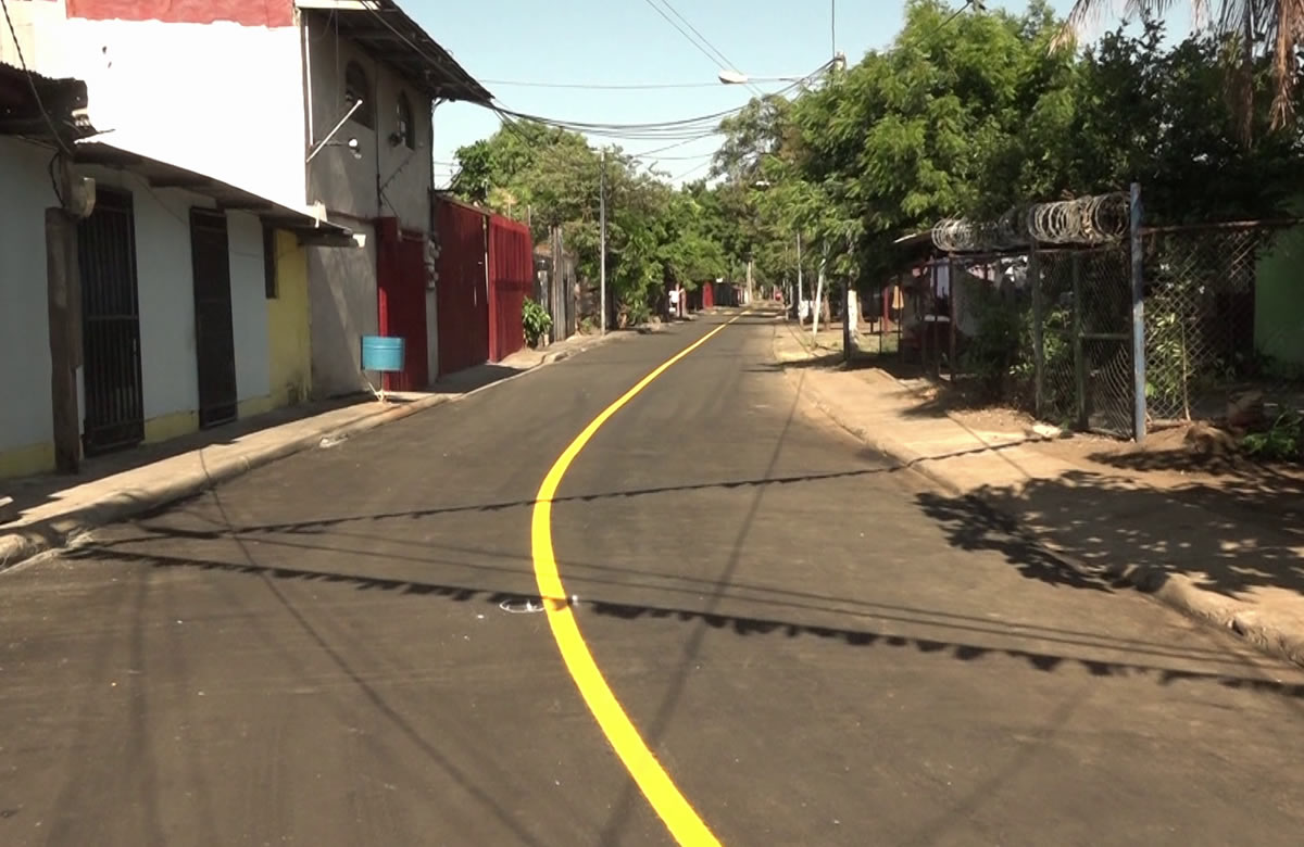 Mejoran 1 mil 400 metros de calles en el barrio Selim Shible