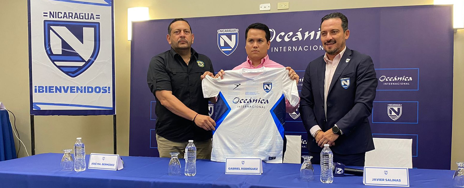 Selección Nacional de Fútbol firma con nueva marca patrocinadora