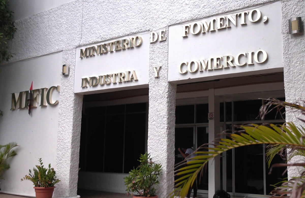 12 productos mantienen sus precios en la canasta básica