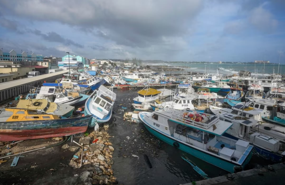 Huracán Beryl amenaza Jamaica tras dejar cuatro muertos a su paso por ...