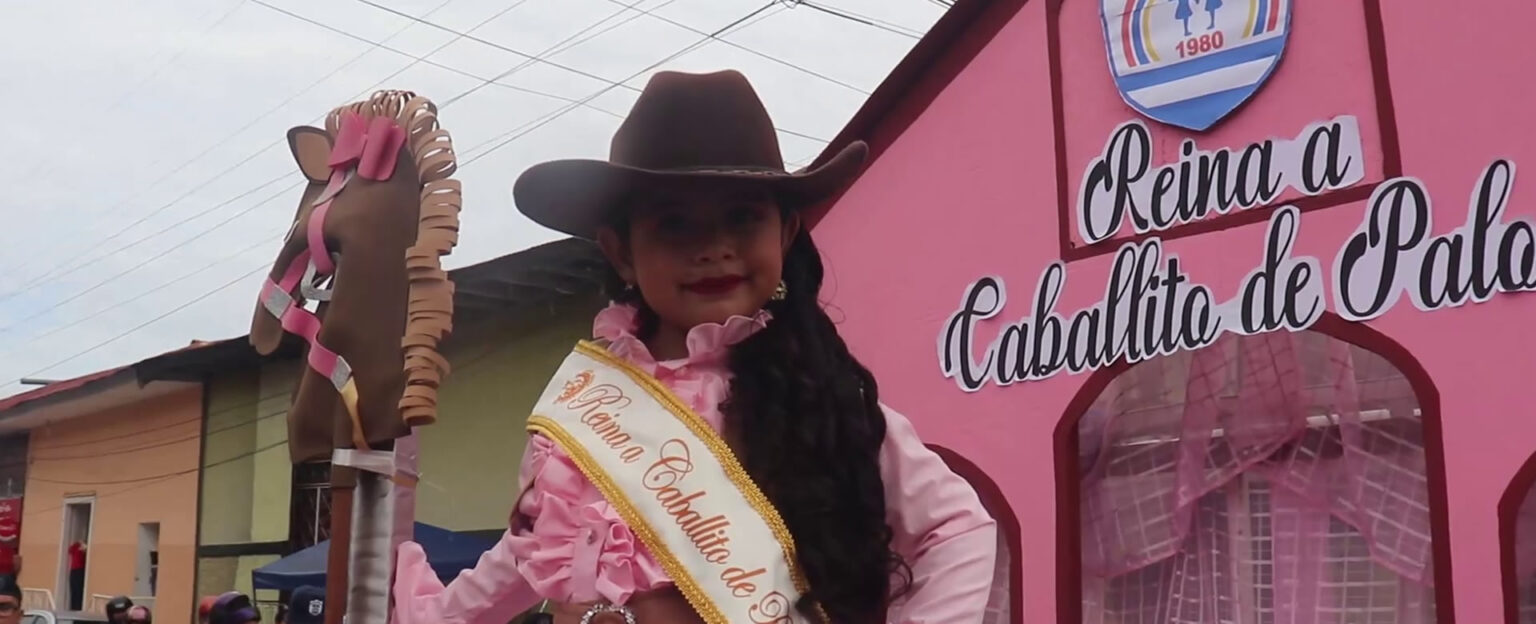 "A Caballito de Palo" alegra las calles de Juigalpa