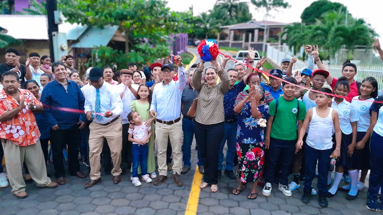 Inauguran 730 metros de calle que mejoran el acceso a dos barrios en ...