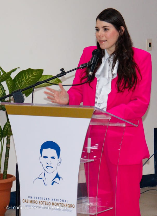 "Mujer Creativa y Emprendedora 2025" celebra el talento y la innovación