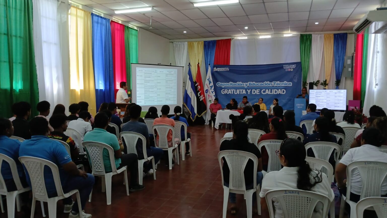 Bluefields impulsa la educación con el nuevo Programa de Continuidad ...